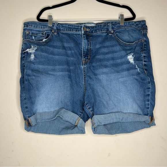 torrid | Shorts | Torrid Cuffed Denim Plus Size Shorts | Poshmark